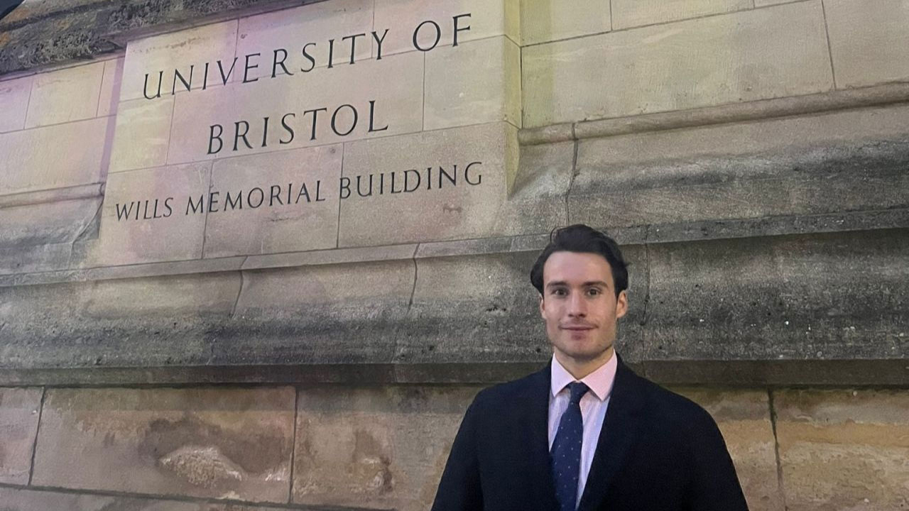 RMIT PhD Student Visiting Researcher at University of Bristol - ADM+S ...